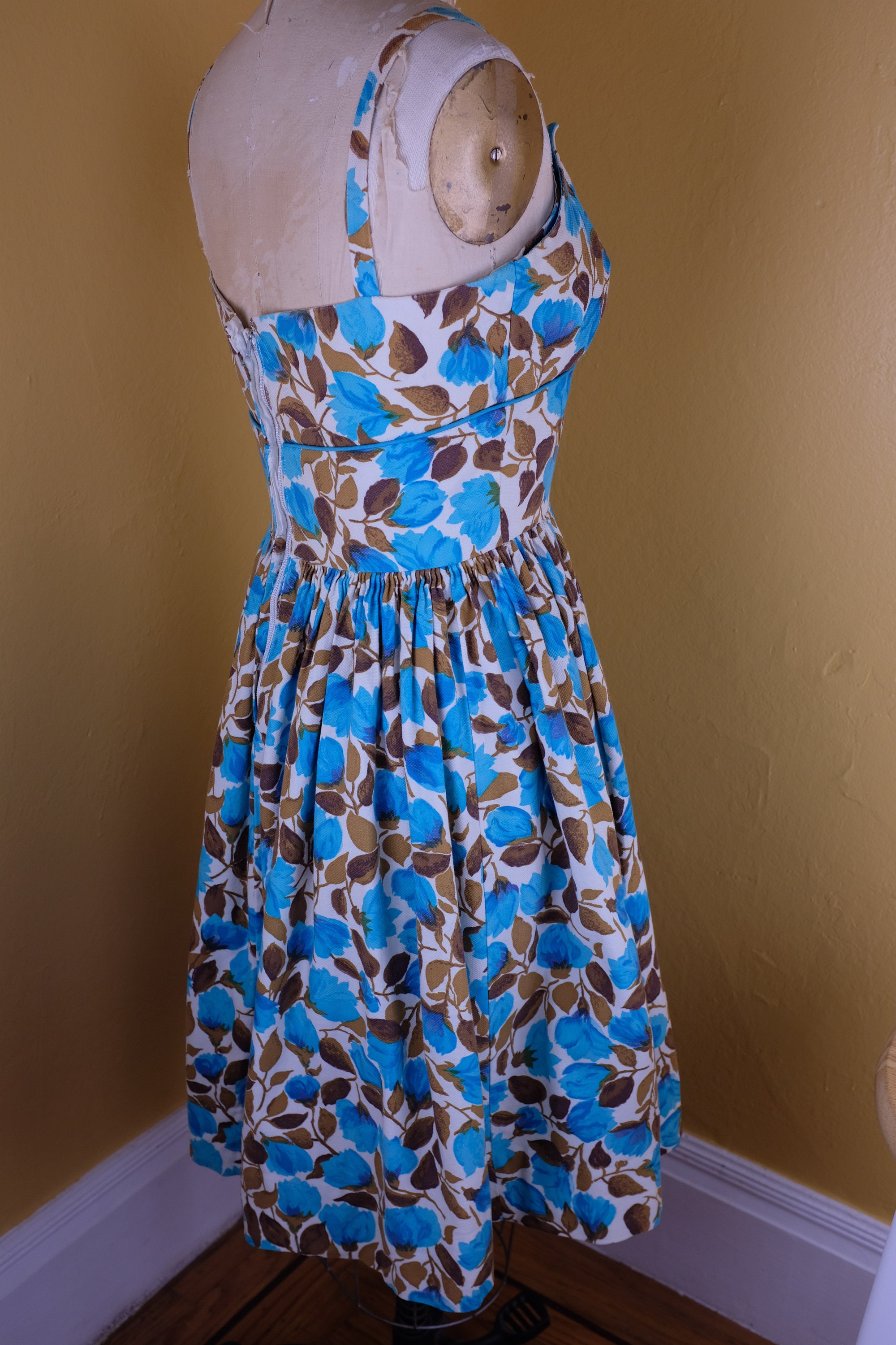 Beautiful 1950s Mr. Mike Cotton Pique Floral Print Dress - Etsy