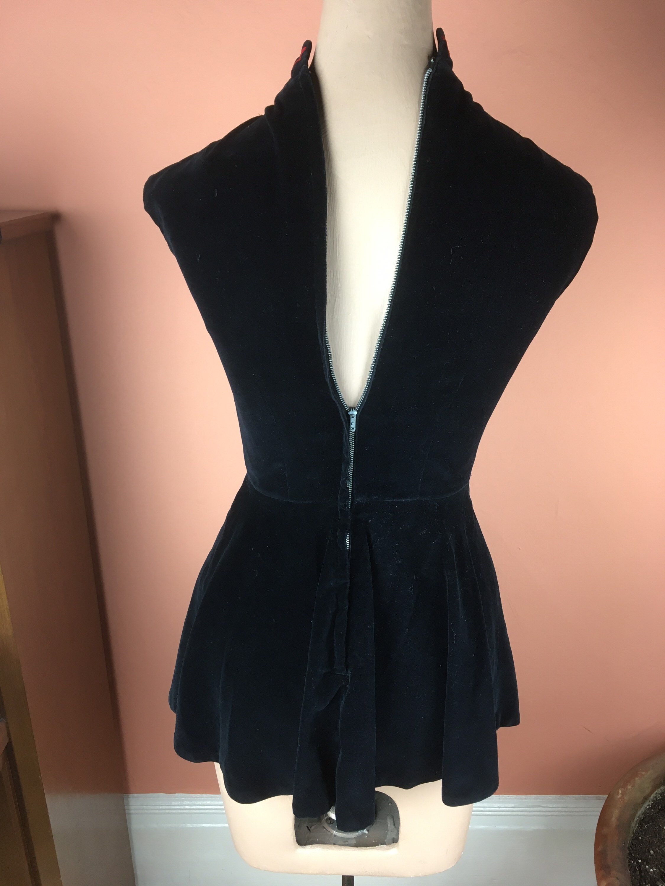 1950s Audrey Coleman Velvet and Lamé Dress / Vintage Drum - Etsy