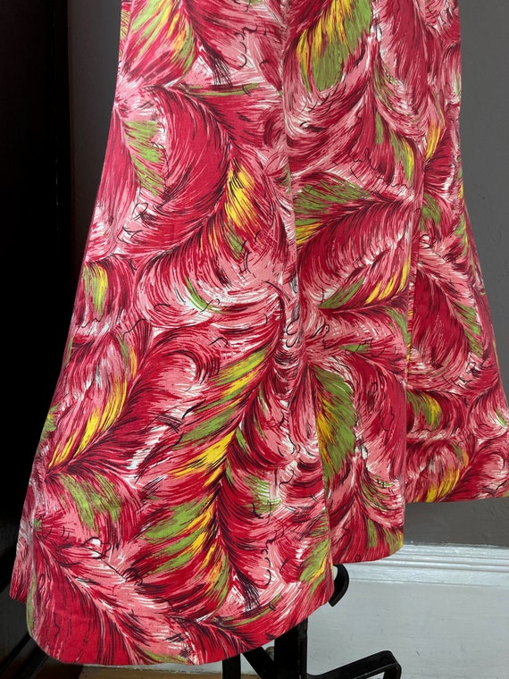 1950s / 1960s Brilliant Fuchsia Feather Print Wiggle … - Gem