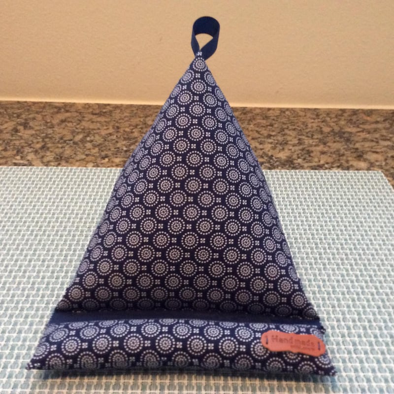 Kindle Stand for in Bed - Etsy