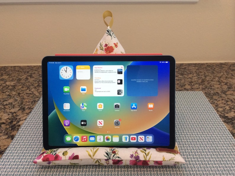 New 2026 Large Floral Linen Design iPad / Mobile Phone Stand Bead Bag ...