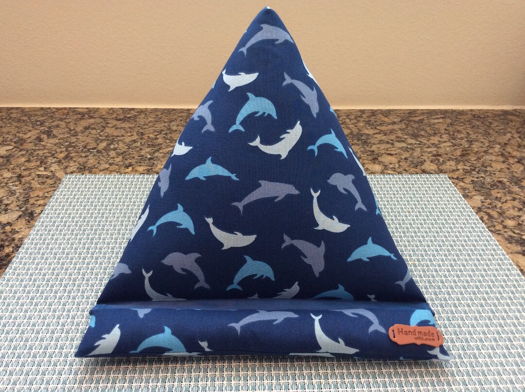 NEW 2024 LARGE Dolphins Swimming Design iPad or Mobile Phone Stand Bead ...