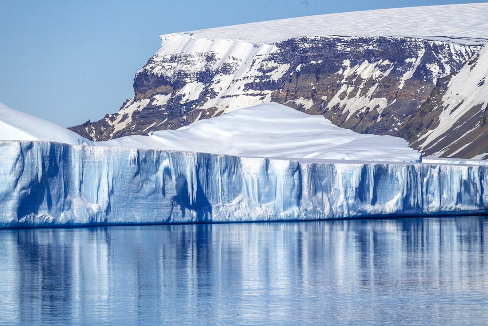 Antarctic Iceberg Fabric Panel - MISC-030, Panel Size is 30” X 20 ...