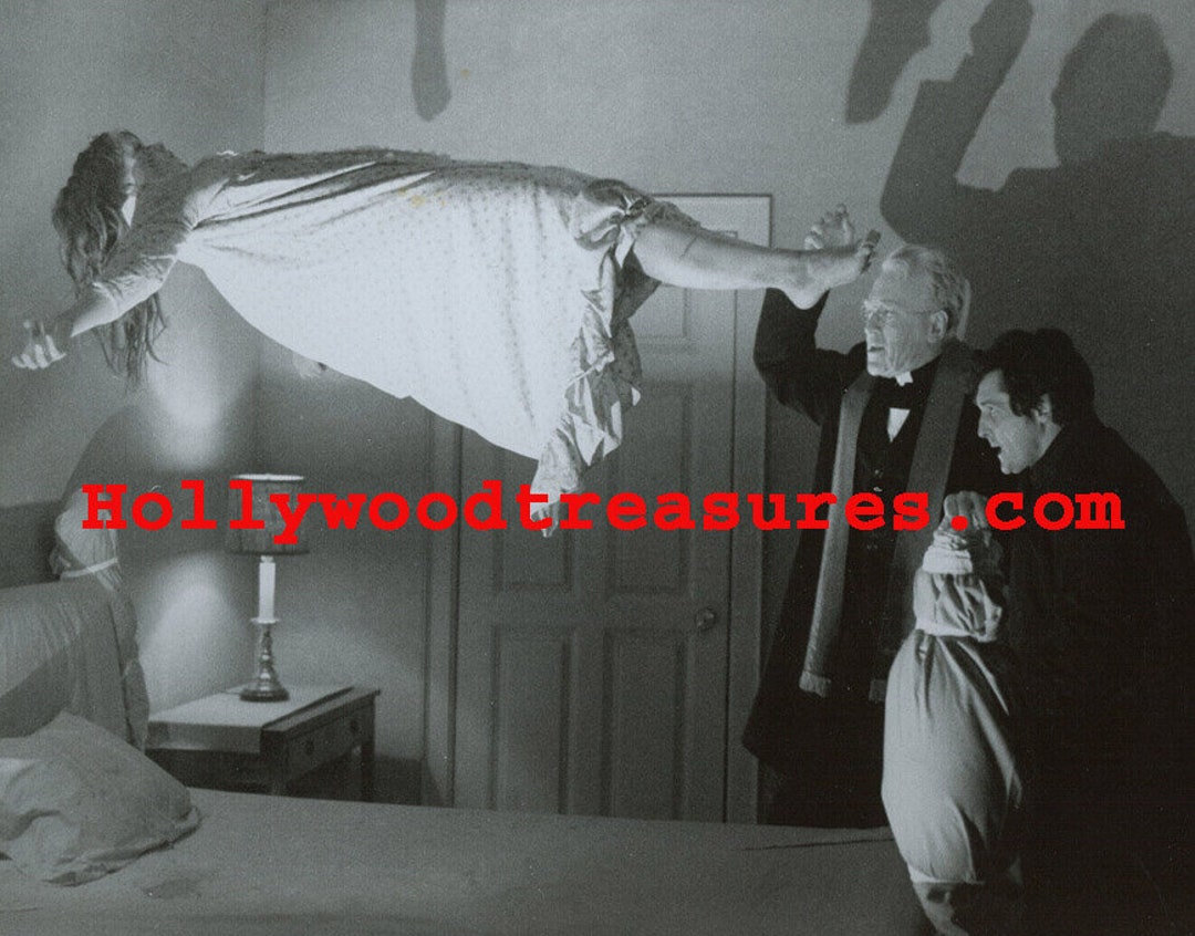 Exorcist~linda Blair~entertainment Room Decor~horror~photo~poster~ 16 ...