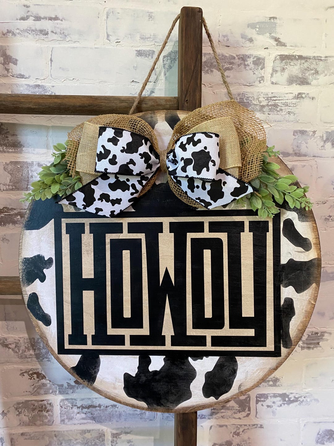 Howdy Door Hanger, Cow Print Round Welcome Sign, Door Sign, Western ...