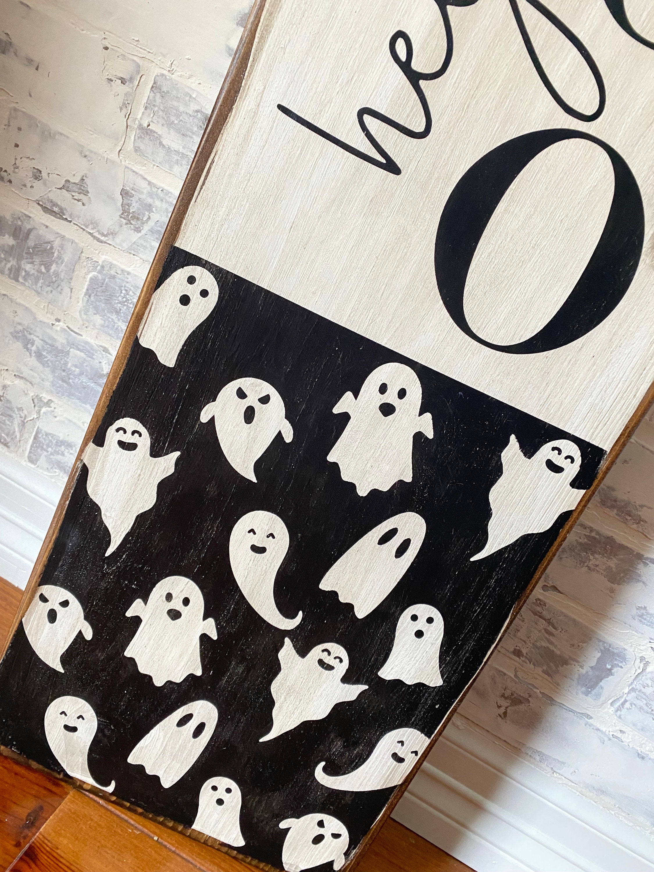 Hey Boo Ghosts SVG | Halloween Vertical Porch Sign Design - So Fontsy