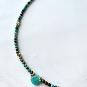 ZOE/ Collier ras du cou en turquoise africaine et amazonite - Bohème ...