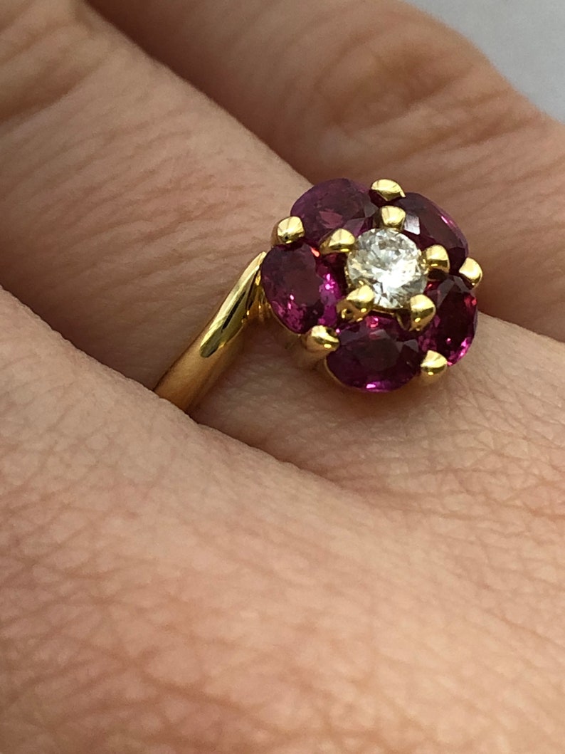 An 18ct Gold Ruby and Diamond Ring. - Etsy