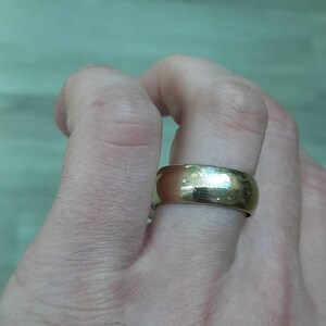 A Vintage 9ct Gold Wedding Ring - Etsy