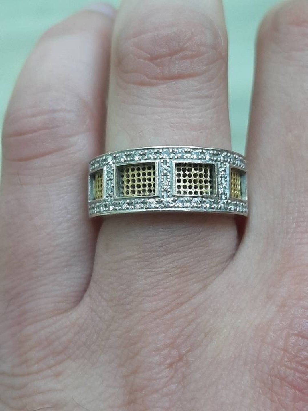 A Vintage Heavy 18ct White Gold, and Yellow Gold Diamond Ring - Etsy