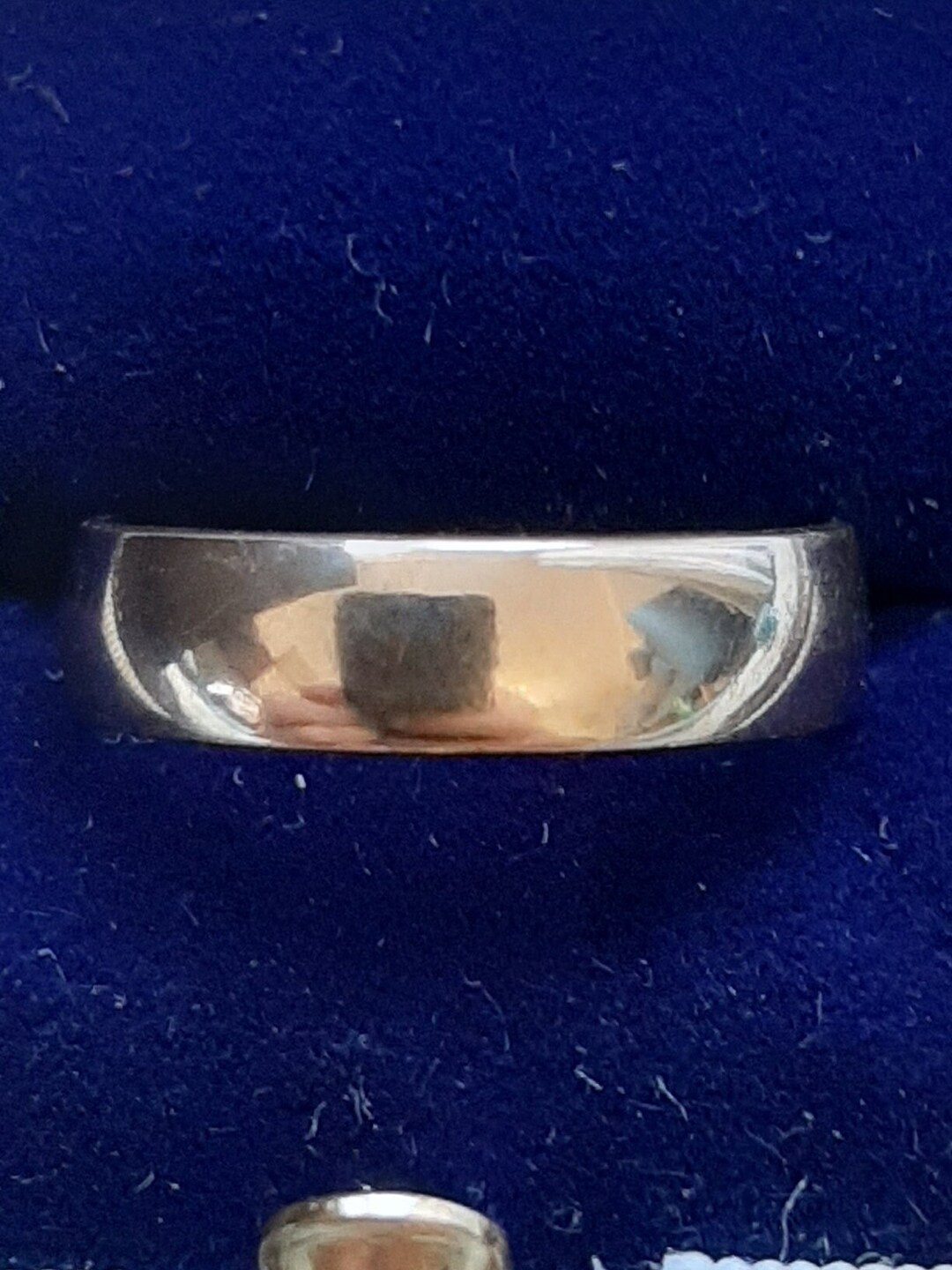 A Vintage 9ct Gold Wedding Ring - Etsy