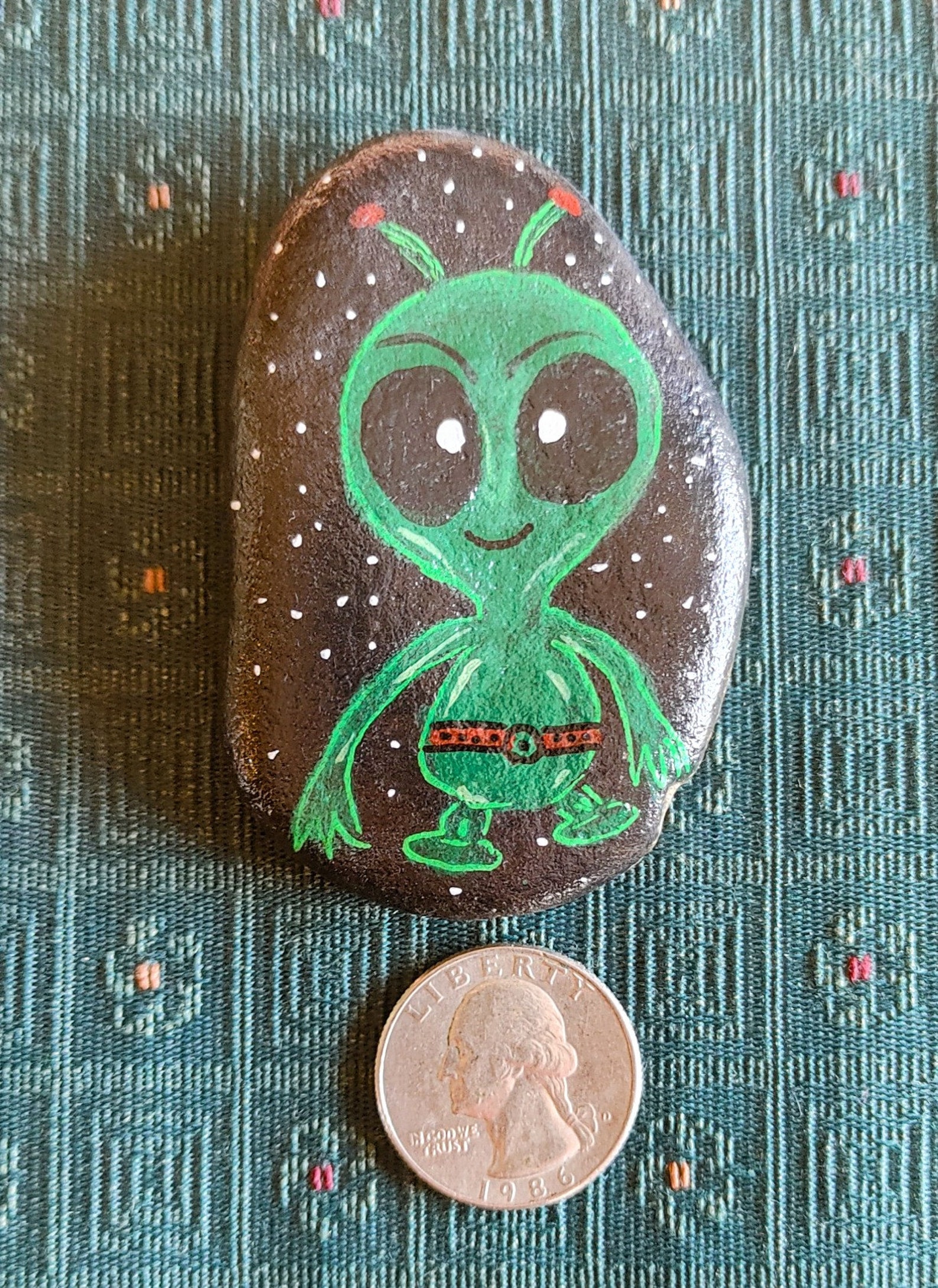 Painted rock Alien | Etsy
