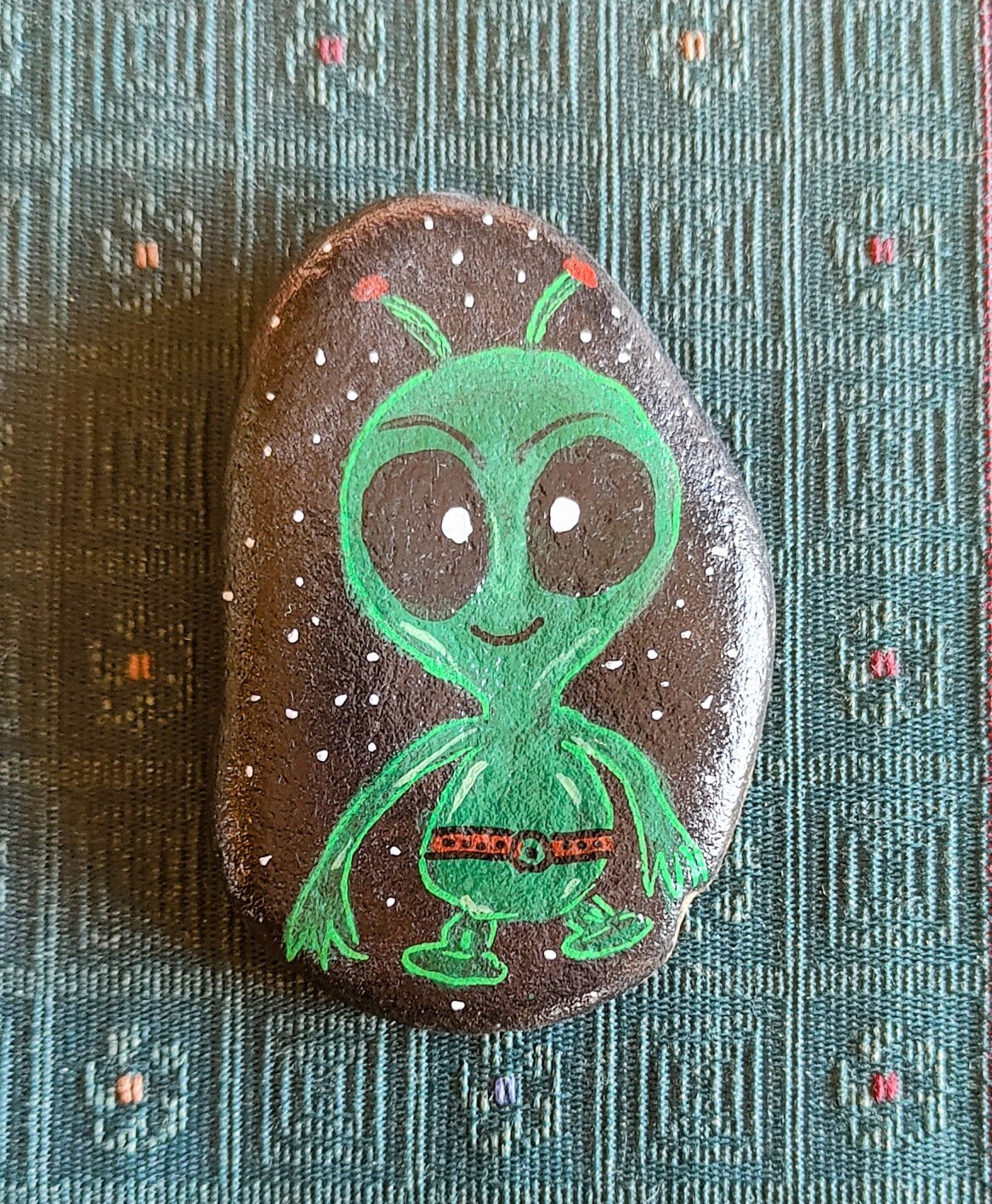 Painted rock Alien | Etsy