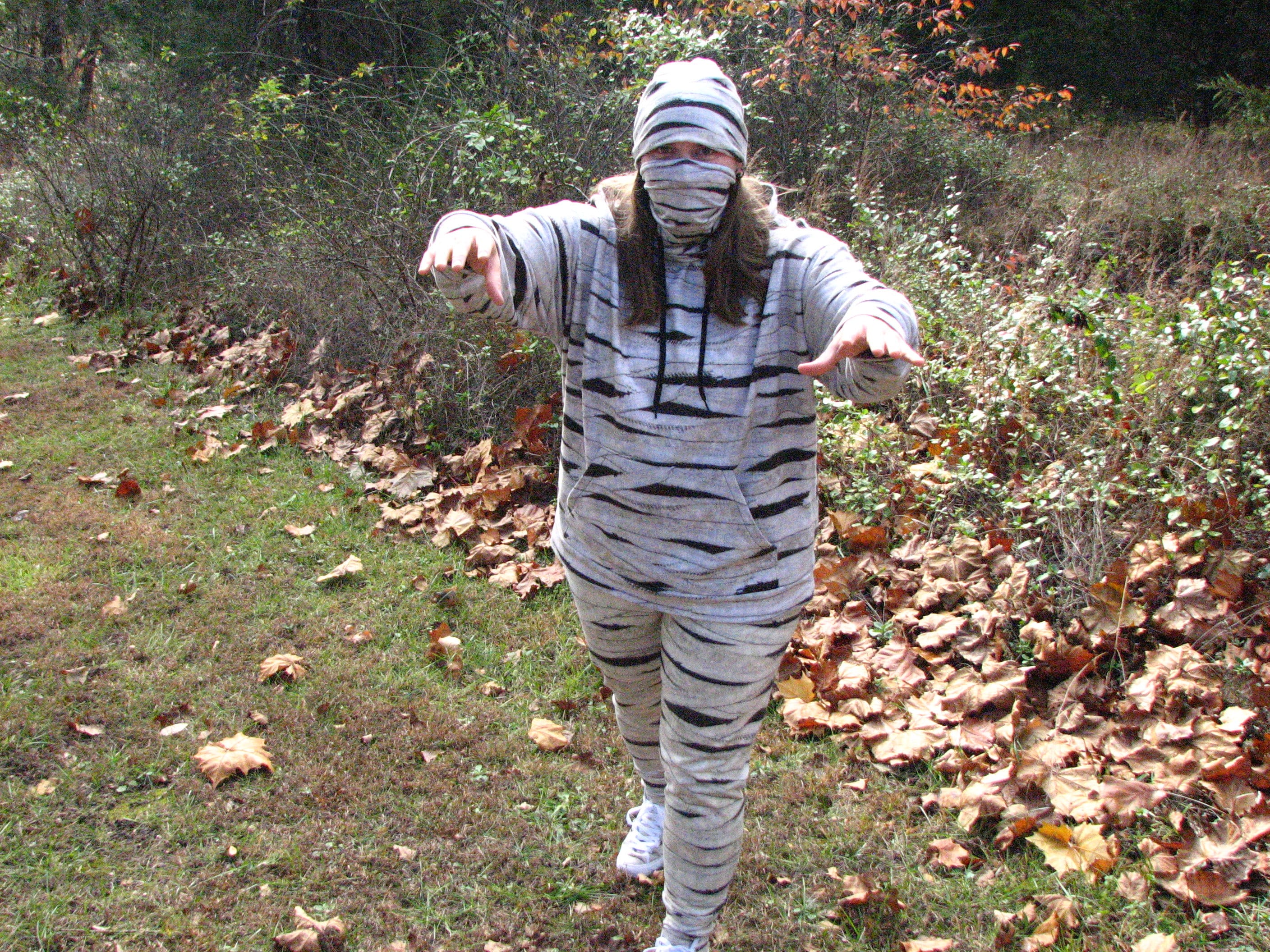 Mummy Wrap Neck Gaiter, Bandages Face Covering, Mummified Wrappings ...