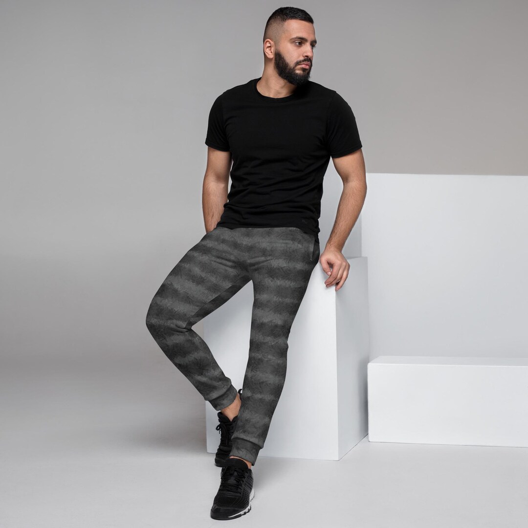 Grey Tabby Cat Fur Men's Slim Fit Joggers, Gray Fur Pattern Sweatpants ...