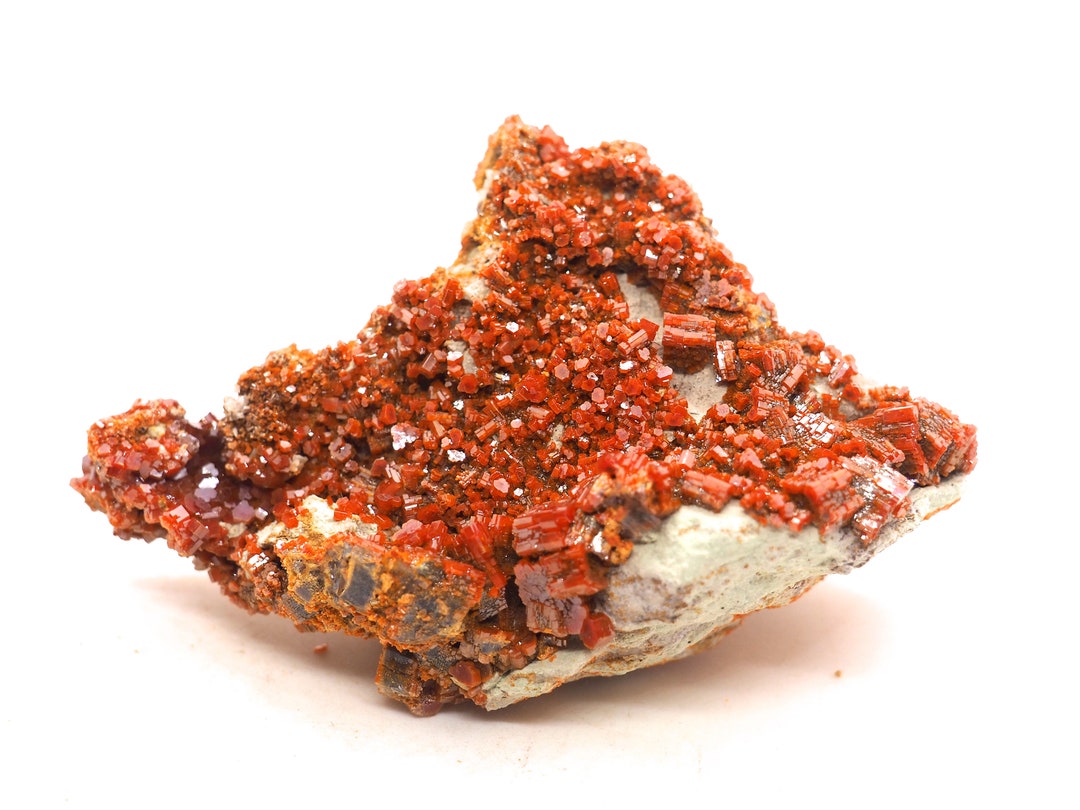 Vanadinite Crystals on Matrix 75 Mm X 50 Mm X 25 Mm (101 Grams) - Etsy
