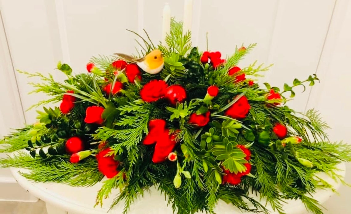 Fresh Christmas Table/grave Arrangement - Etsy UK