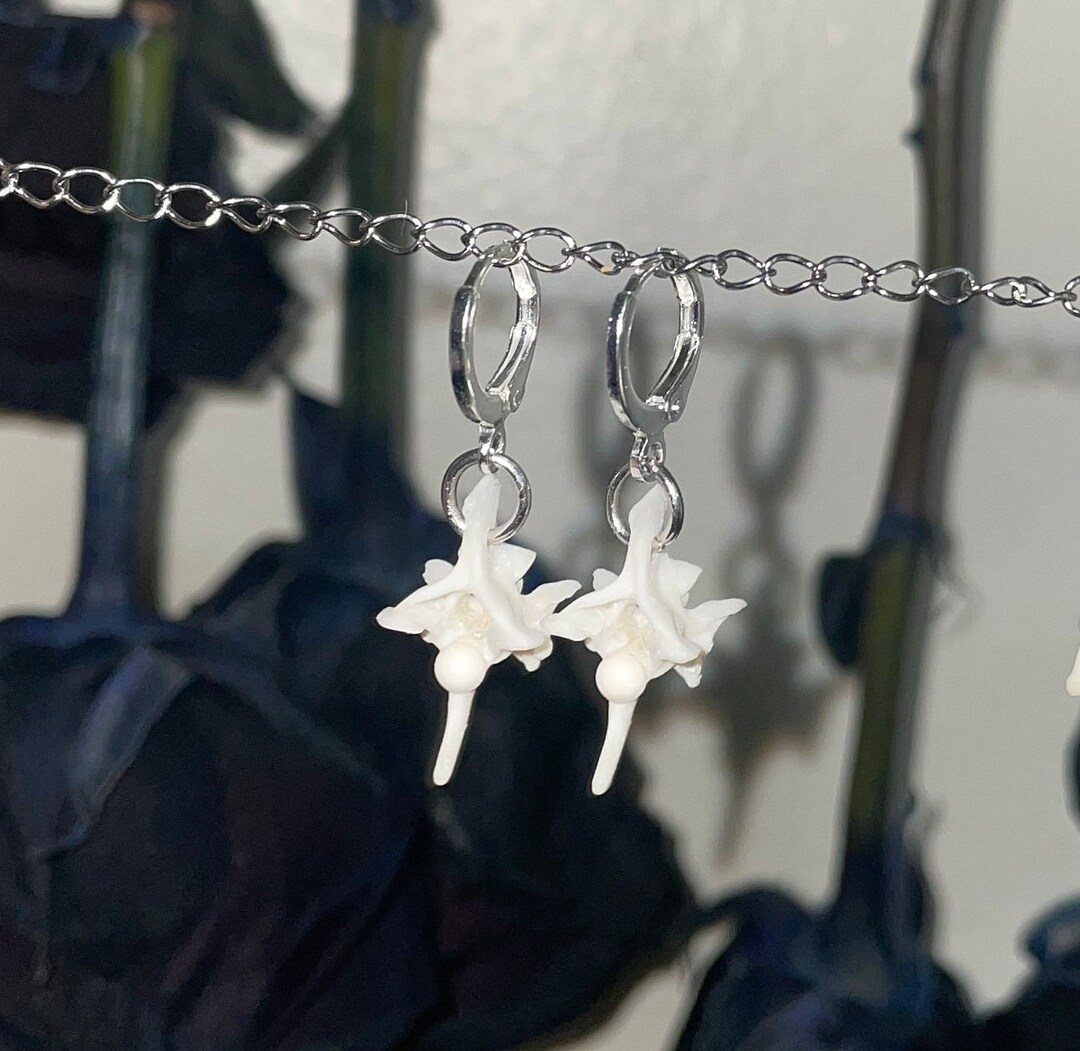 Snake Vertebrae Earrings - Etsy