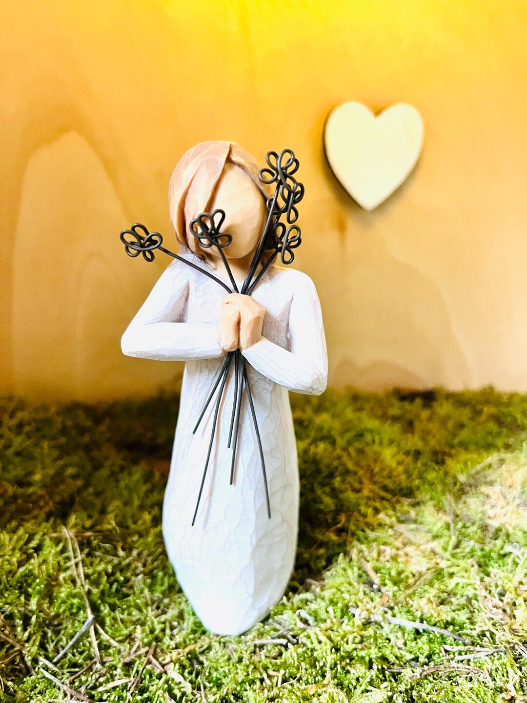 Willow Tree Friendship 26155 Susan Lordi Handcrafted Joy Decoration ...