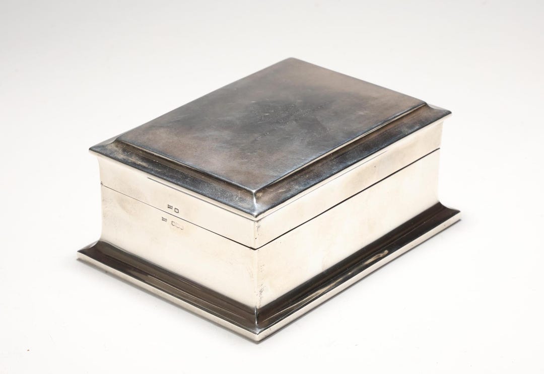 Vintage Walker & Hall Sheffield Sterling Silver Cigarette Box - Etsy