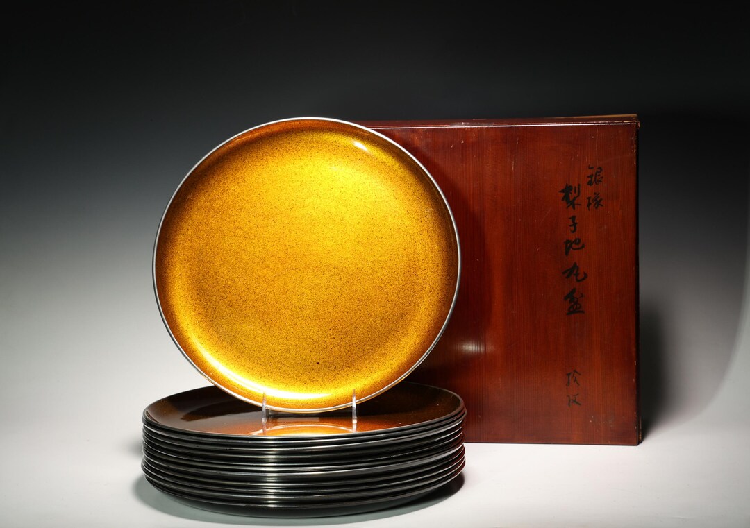 Box of Japanese Lacquerware Gold Serving Plates - Etsy