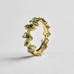 Livia Tsavorite Ring - Etsy