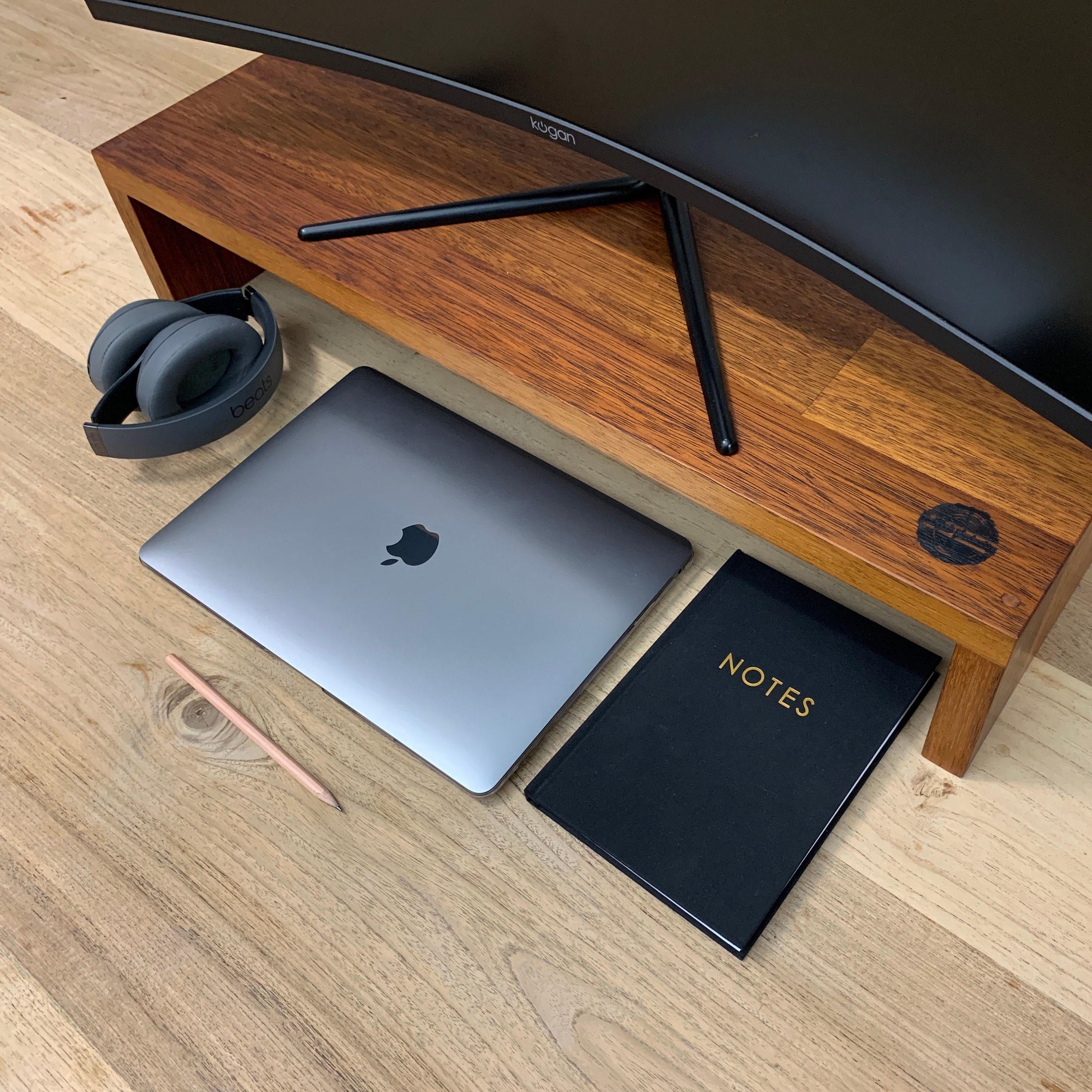 Timber Monitor Stand Merbau Handmade Desk Stand - Etsy.de