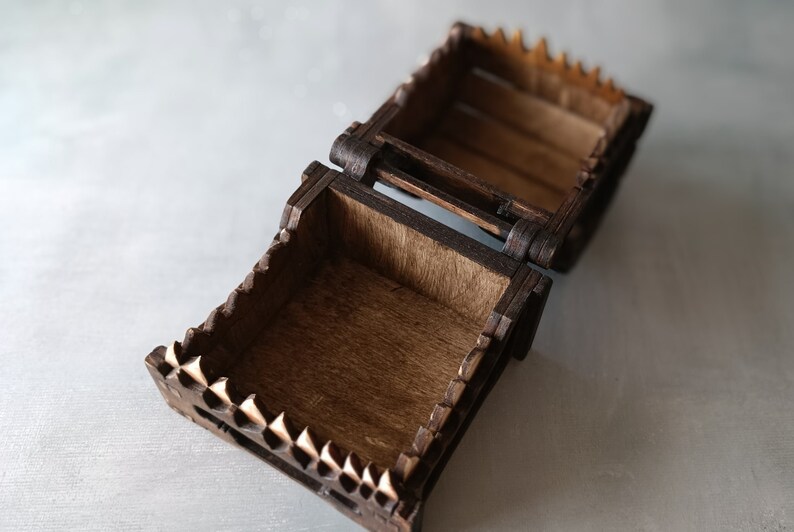 Handmade Wooden Mimic Dice Box: Gothic Fantasy RPG Decor - Etsy UK
