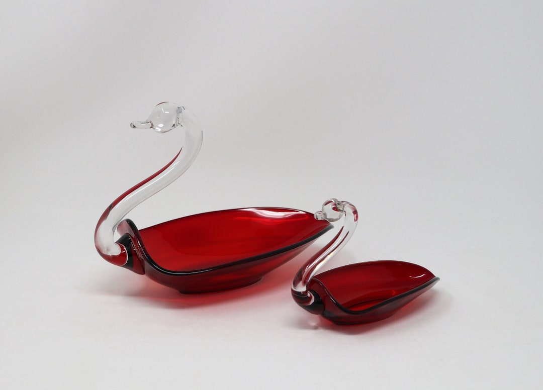 Vintage Duncan and Miller Ruby Red Pall Mall Swans - Etsy