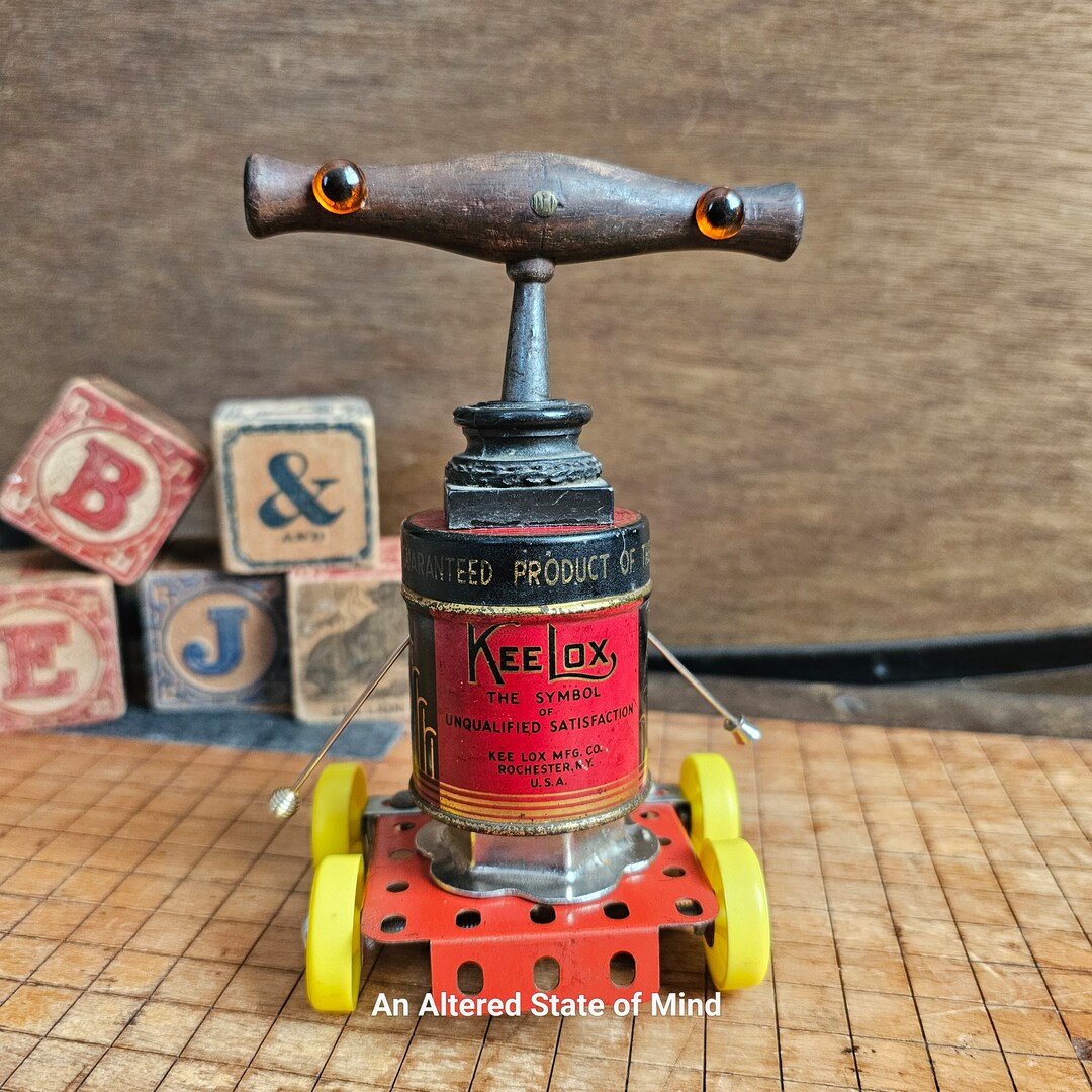 Junkbot Ooak Robot Cute Office Desk Buddy Decor Gift Repurposed ...