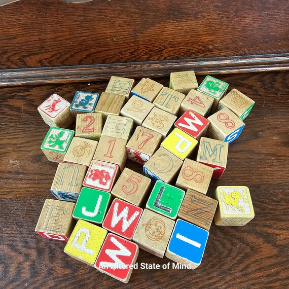 Letras De Bloque Del Alfabeto De Madera Vintage Carro De Bloques De