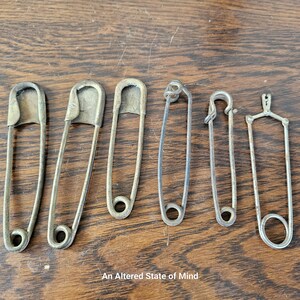 Choice Large Vintage Safety Pin, Stitch Marker, Horse Blanket Laundry ...