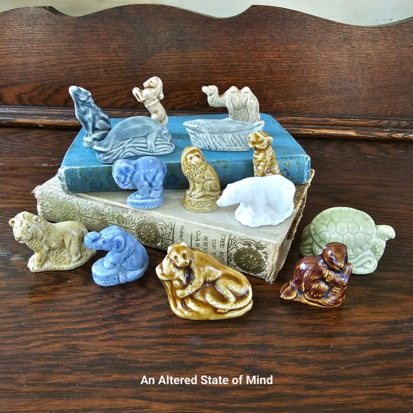 Wade Figures - Etsy