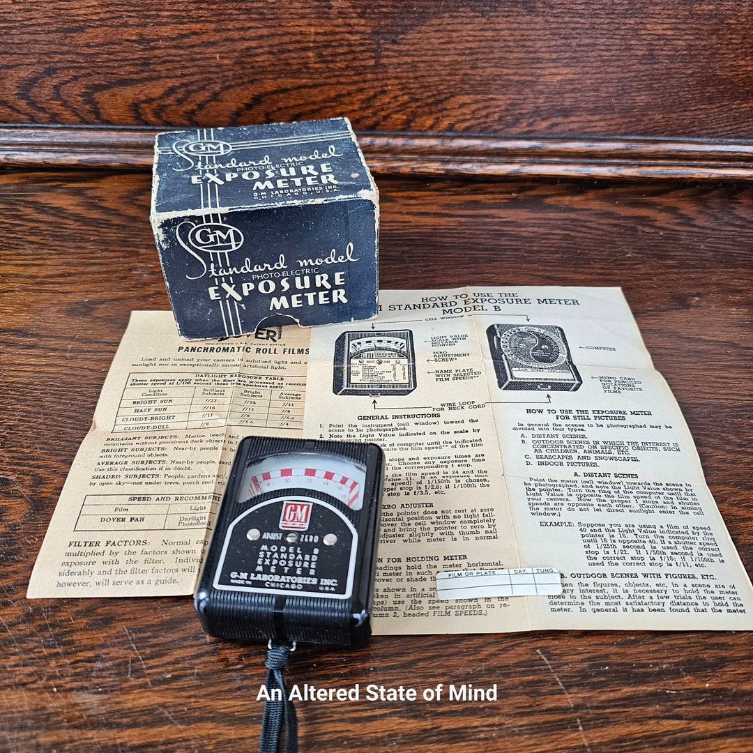 Vintage GM Light Exposure Meter Standard Model Photoelectric Exposure ...