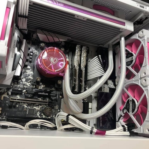 Original Evelynne ® in WHITE the Pink Gaming Computer Pink | Etsy