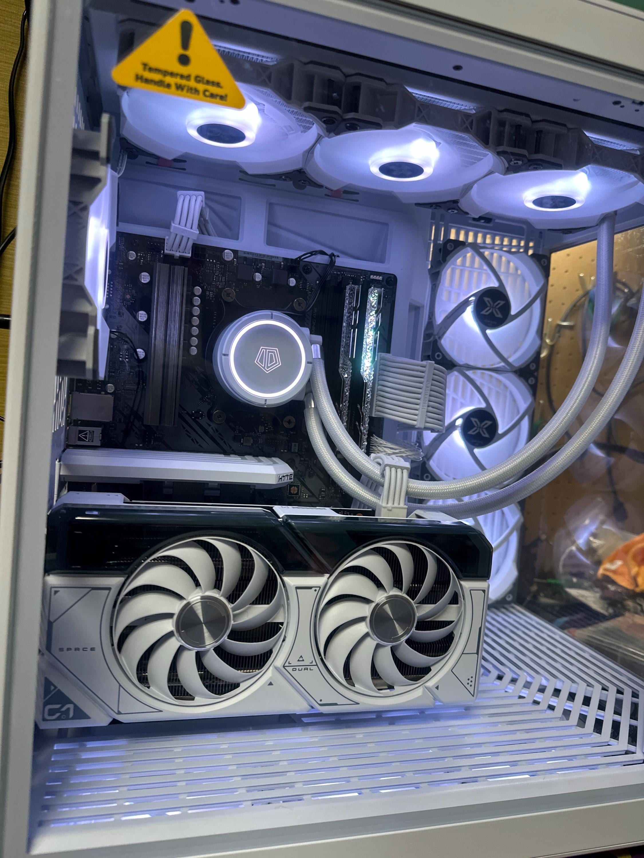 The Essential Kristina ® - the Hyte Y70 Gaming Computer (prebuilt PC ...