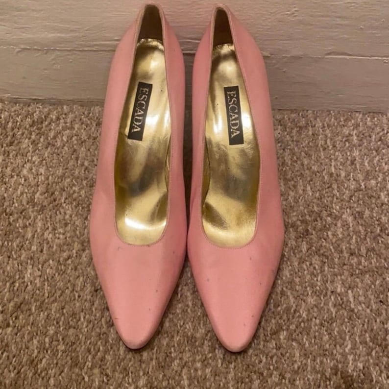 Vintage Escape Pink Pumps - Etsy