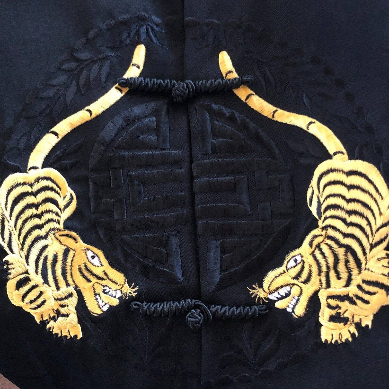 Asian Kimono Jacket Large Black Gold 100% Silk Embroidered Tiger Frog ...