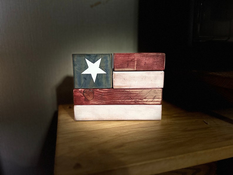 Rustic, Distressed American Flag Blocks, 4th of July, Patriotic ...