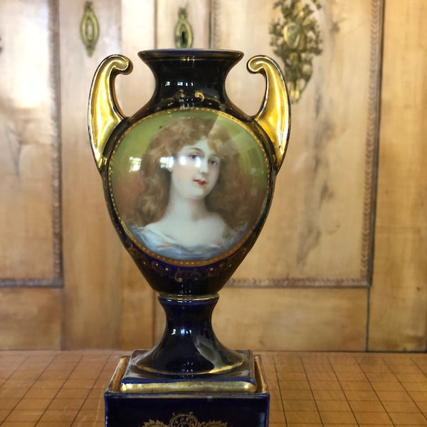 Portrait Vase - Etsy