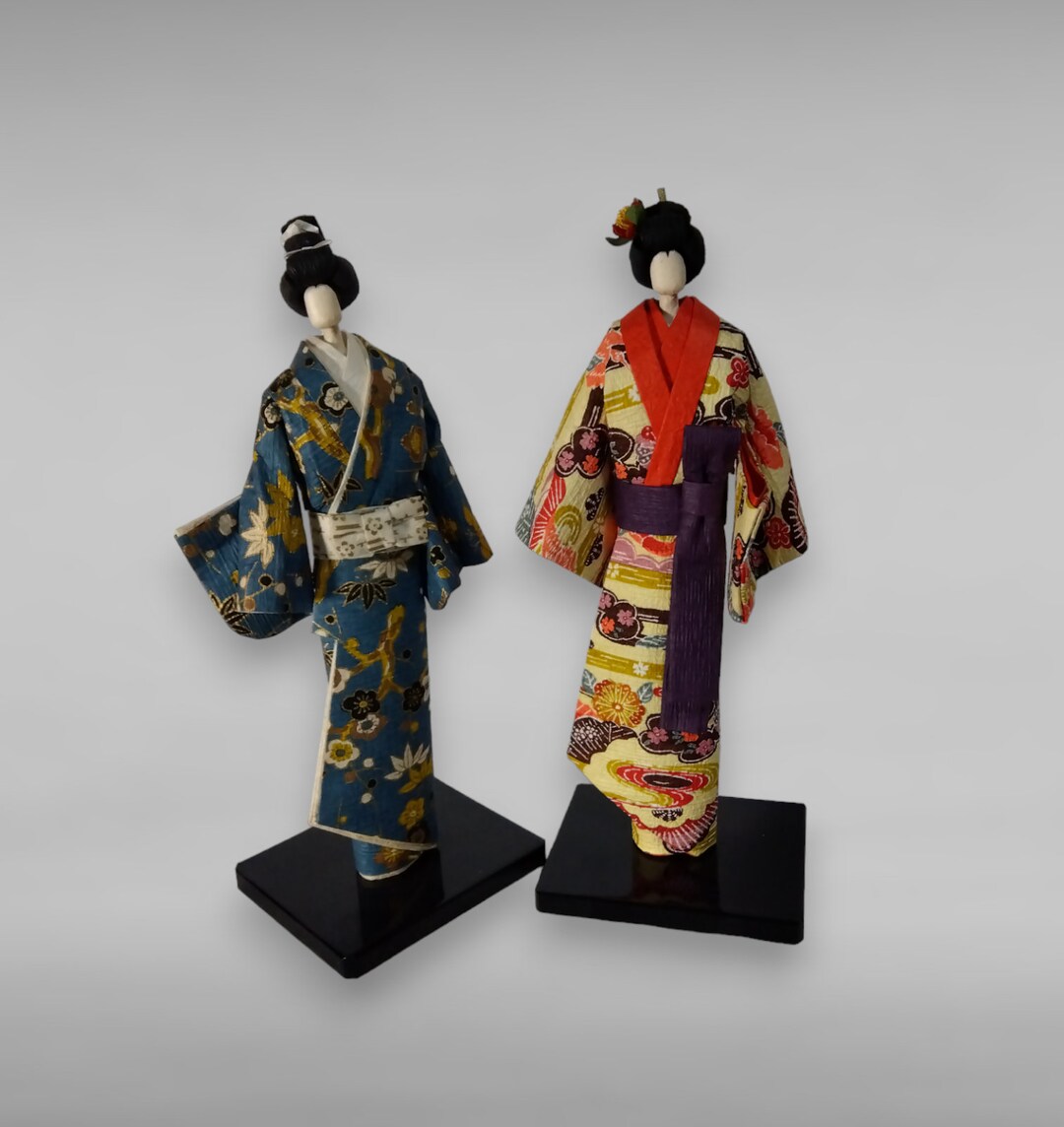Okinawa Bingata Doll / Made of Japanese Paper - Etsy