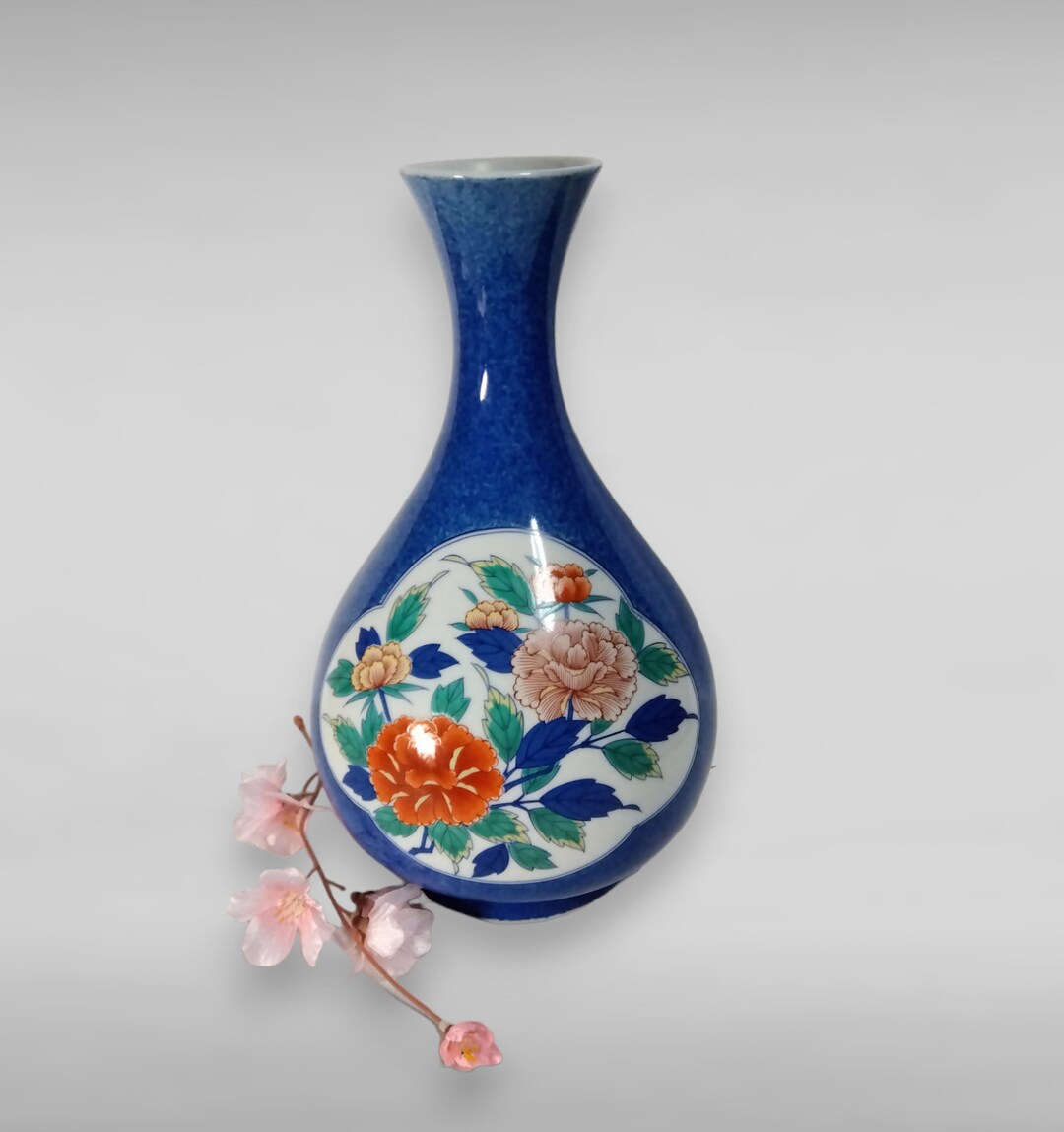Nabeshima Ware Flower Vase - Etsy