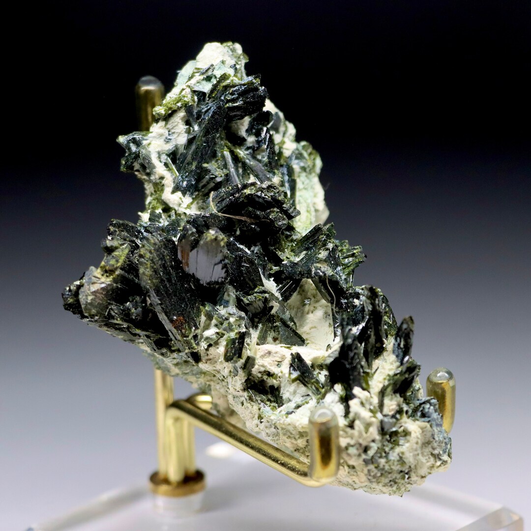 Natural Epidote Fans on Matrix | Rare Mineral Specimen Rare Crystal ...