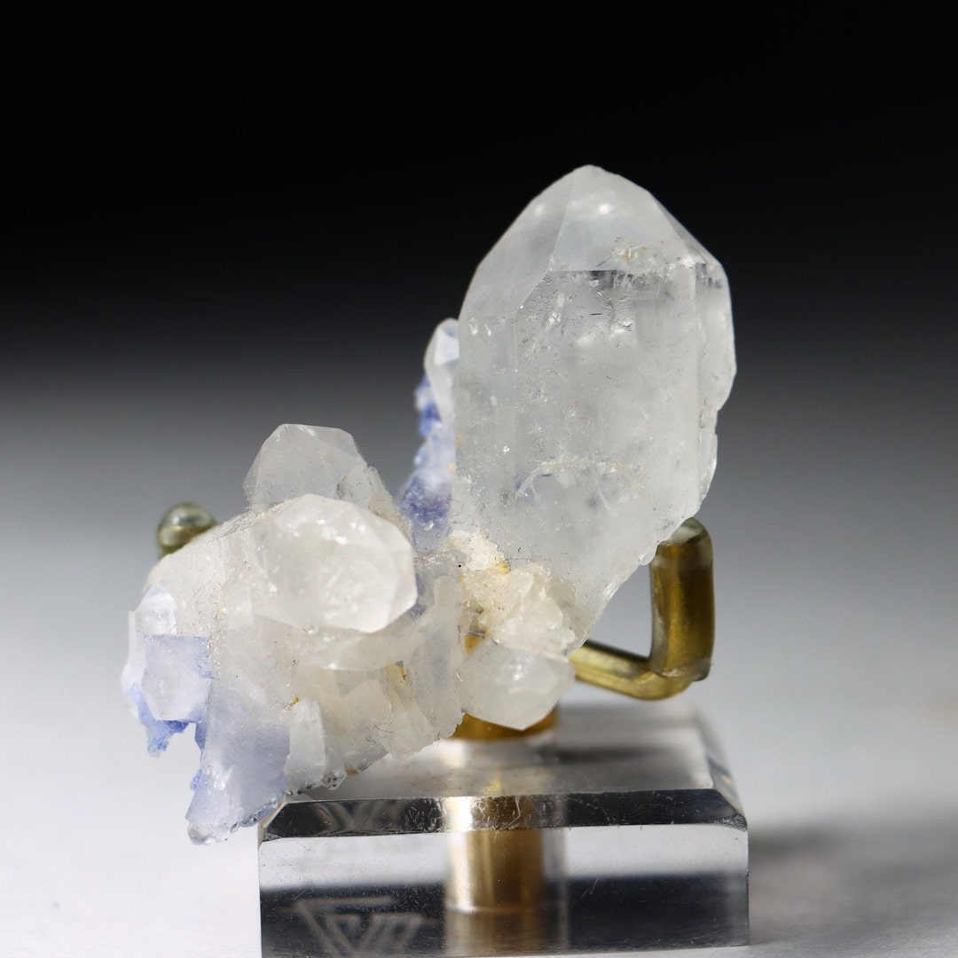 Dumortierite in Quartz Crystal | Natural Quartz Gemstone Quartz Point ...