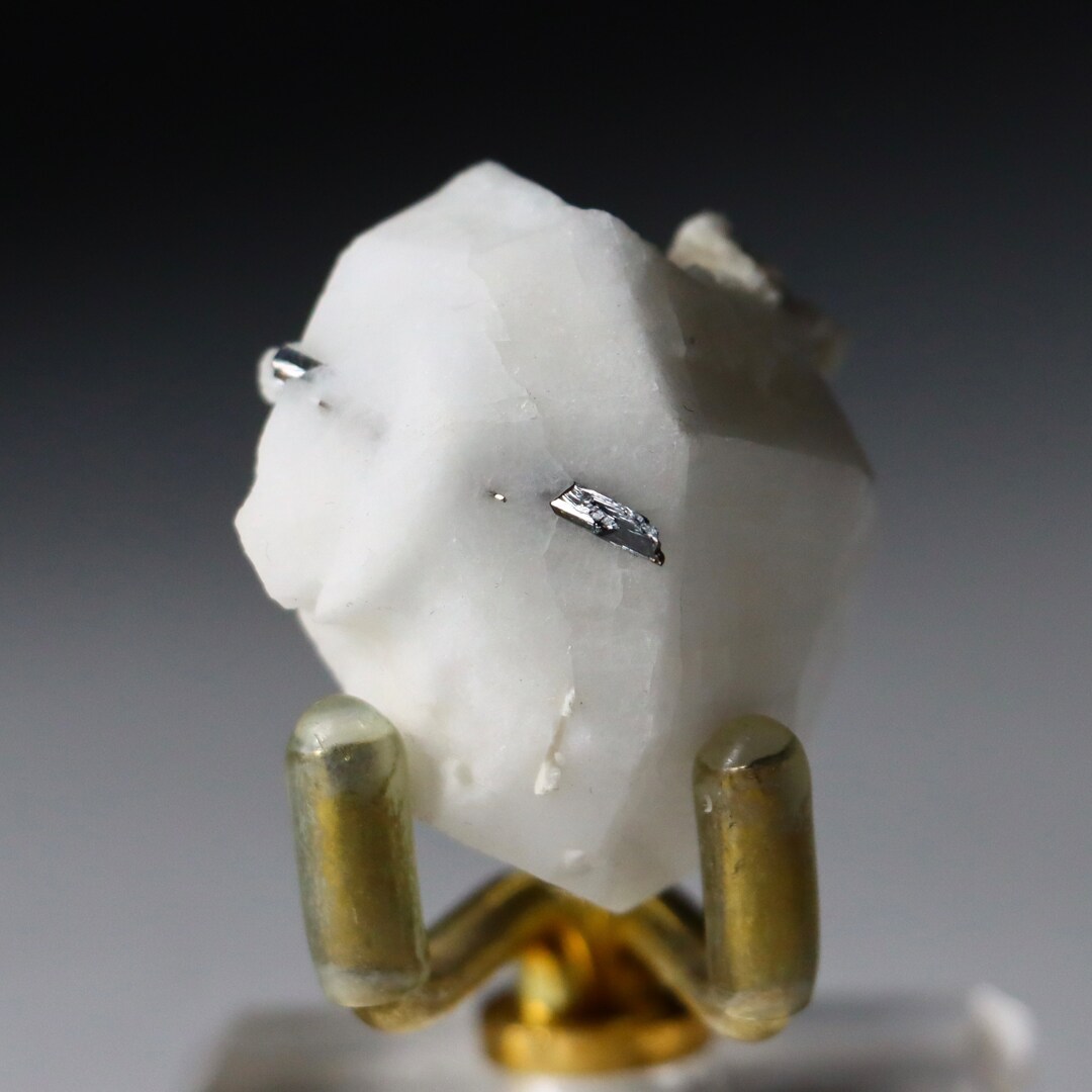 Analcime W Aegerine | Rare Mineral Specimen Rare Crystal Collection ...