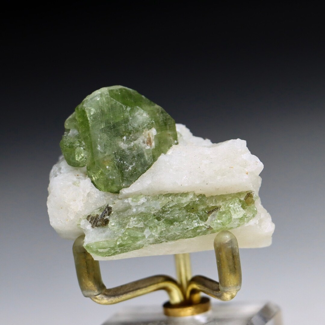Diopside Crystal in Marble W/ Muscovite | Natural Diopside Crystal ...