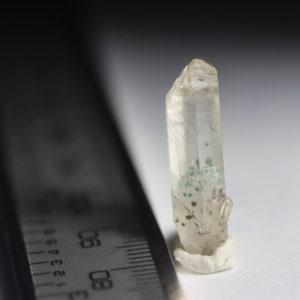 Rare Green Inclusion in Quartz Crystal |natural Quartz Gemstone Quartz ...
