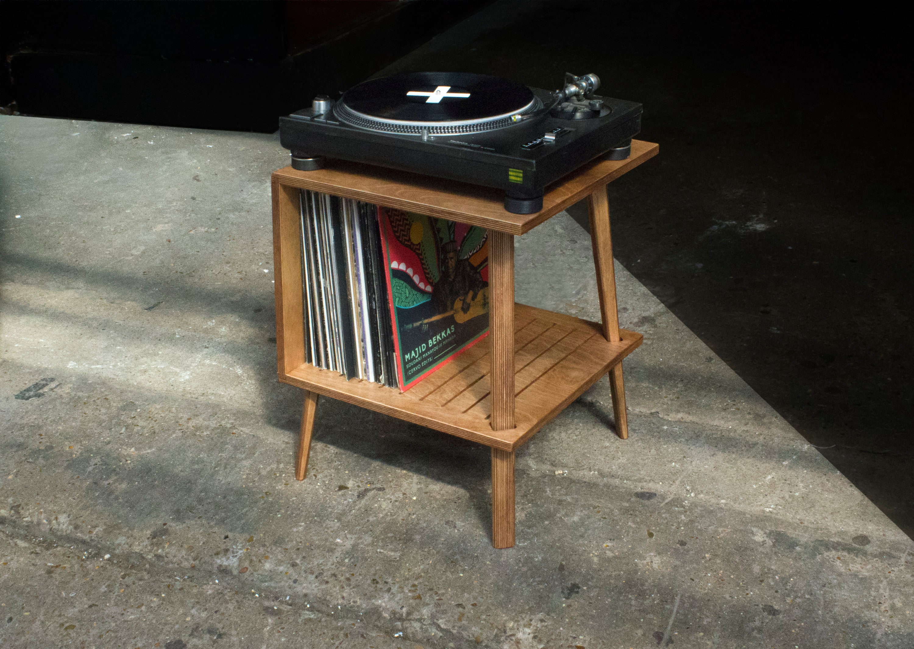 MADELEINE // Small Modern Record Player Stand / Vinyl Storage | Etsy