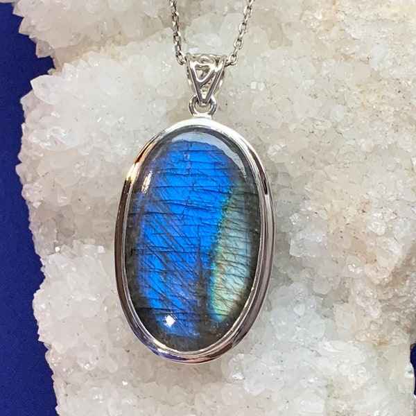 Labradorite Pendant - Etsy