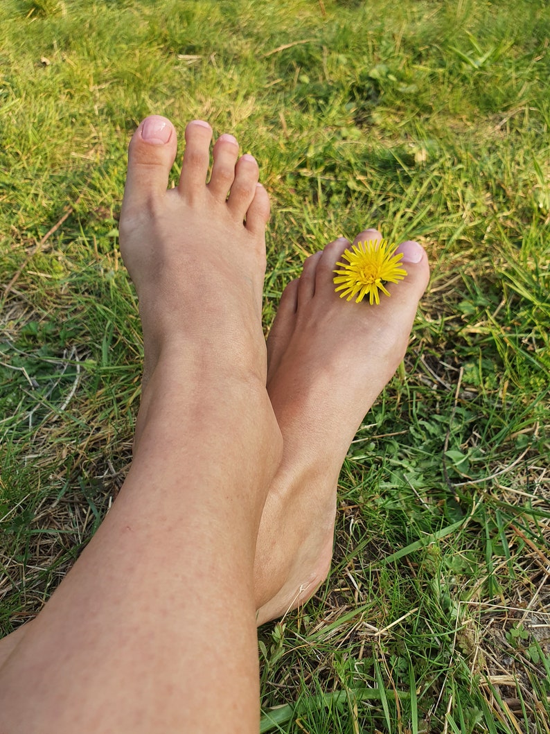 I Like to Play With My Feet - Etsy Canada